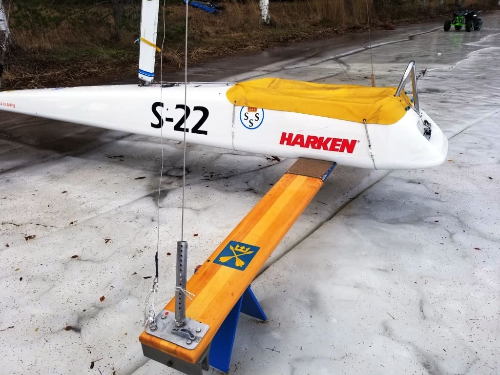 Hollywood Swedish Ice - iceboat.org