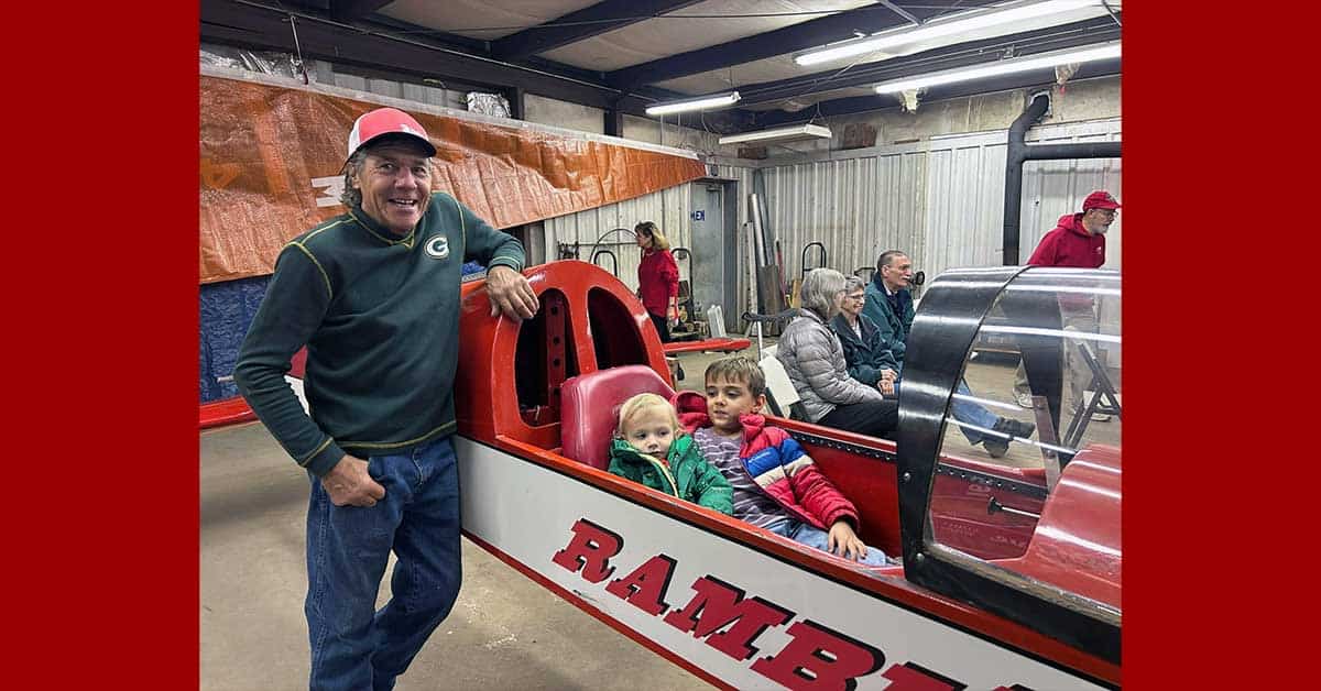 4LIYC Gathers at the Fast Champions Iceboat Shop - iceboat.org